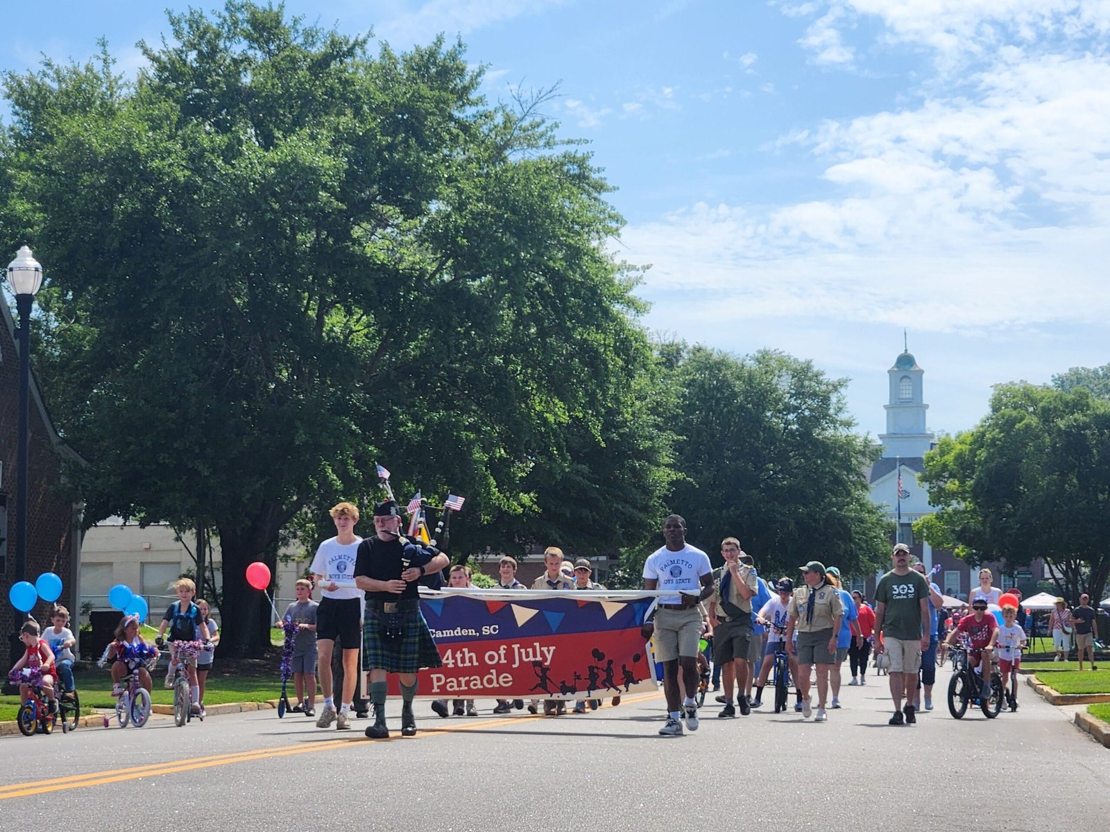 Kids’ July 4th Parade Marks America 250th Celebration - Kool1027.com